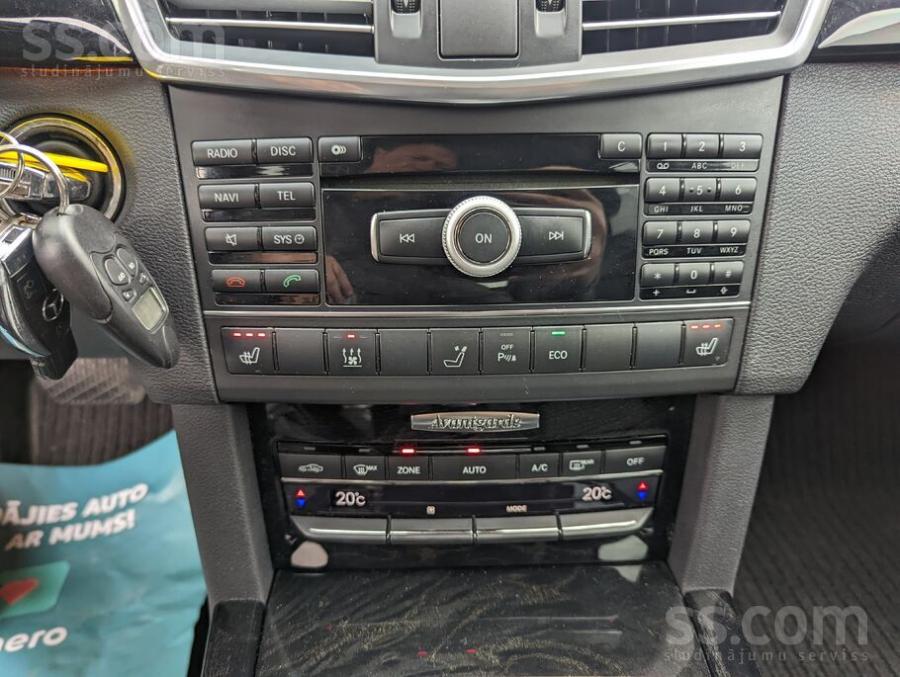 Pelēks Mercedes-Benz E 220 2012 Rīga, ar dzinēja tilpumu 2.20 L un nobraukumu 220 tūkst. km par 8990 €, foto 25 vietnē AUTOMOTO.COM.LV