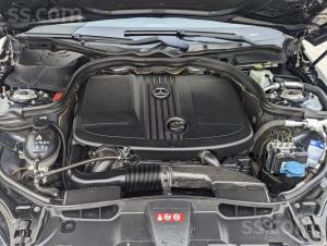 Pelēks Mercedes-Benz E 220 2012 Rīga, ar dzinēja tilpumu 2.20 L un nobraukumu 220 tūkst. km par 8990 €, foto 28 vietnē AUTOMOTO.COM.LV