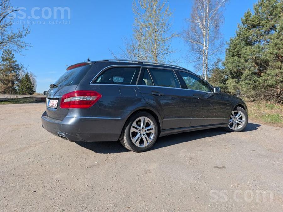 Pelēks Mercedes-Benz E 220 2012 Rīga, ar dzinēja tilpumu 2.20 L un nobraukumu 220 tūkst. km par 8990 €, foto 31 vietnē AUTOMOTO.COM.LV
