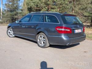 Pelēks Mercedes-Benz E 220 2012 Rīga, ar dzinēja tilpumu 2.20 L un nobraukumu 220 tūkst. km par 8990 €, foto 35 vietnē AUTOMOTO.COM.LV