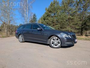 Grey Mercedes-Benz E 220 2012 in Riga, with an engine capacity of 2.20 L and mileage of 220 thousand km for 8800 €, photo 9 on AUTOMOTO.COM.LV