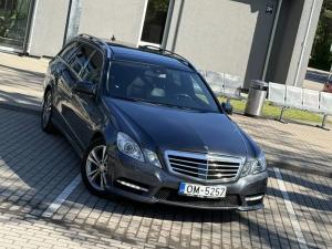 Grey Mercedes-Benz E 220 2012 in Jurmala, with an engine capacity of 2.20 L and mileage of 257 thousand km for 5950 €, photo 3 on AUTOMOTO.COM.LV