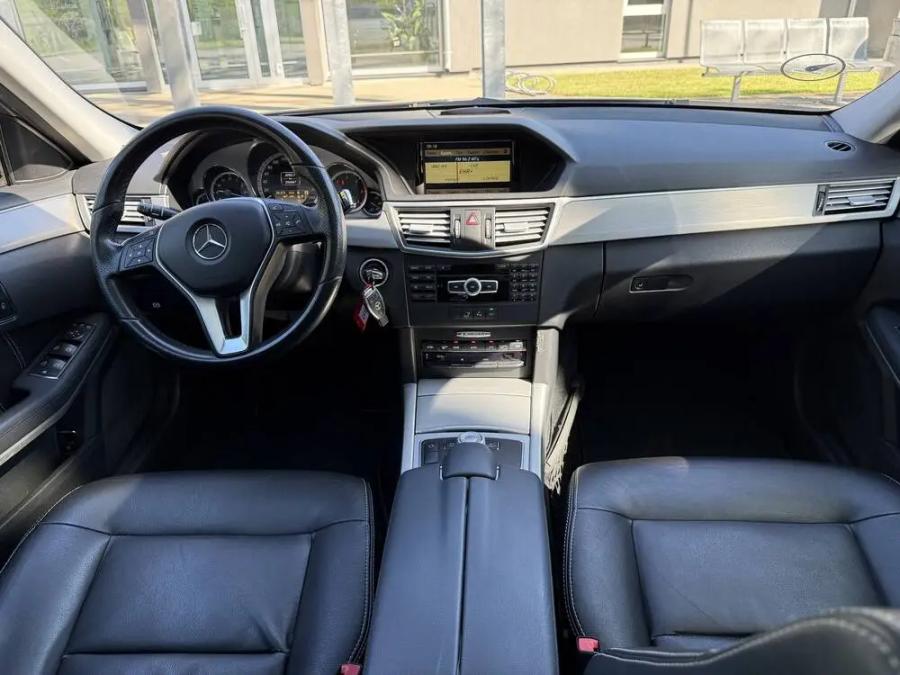 Grey Mercedes-Benz E 220 2012 in Jurmala, with an engine capacity of 2.20 L and mileage of 257 thousand km for 5950 €, photo 27 on AUTOMOTO.COM.LV