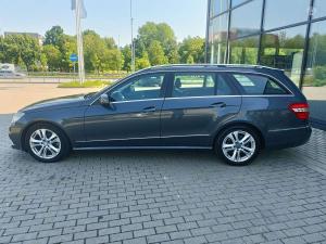 Grey Mercedes-Benz E 220 2012 in Klaipeda, with an engine capacity of 2.14 L and mileage of 347 thousand km for 6650 €, photo 7 on AUTOMOTO.COM.LV