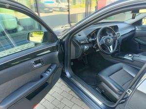 Grey Mercedes-Benz E 220 2012 in Klaipeda, with an engine capacity of 2.14 L and mileage of 347 thousand km for 6650 €, photo 9 on AUTOMOTO.COM.LV