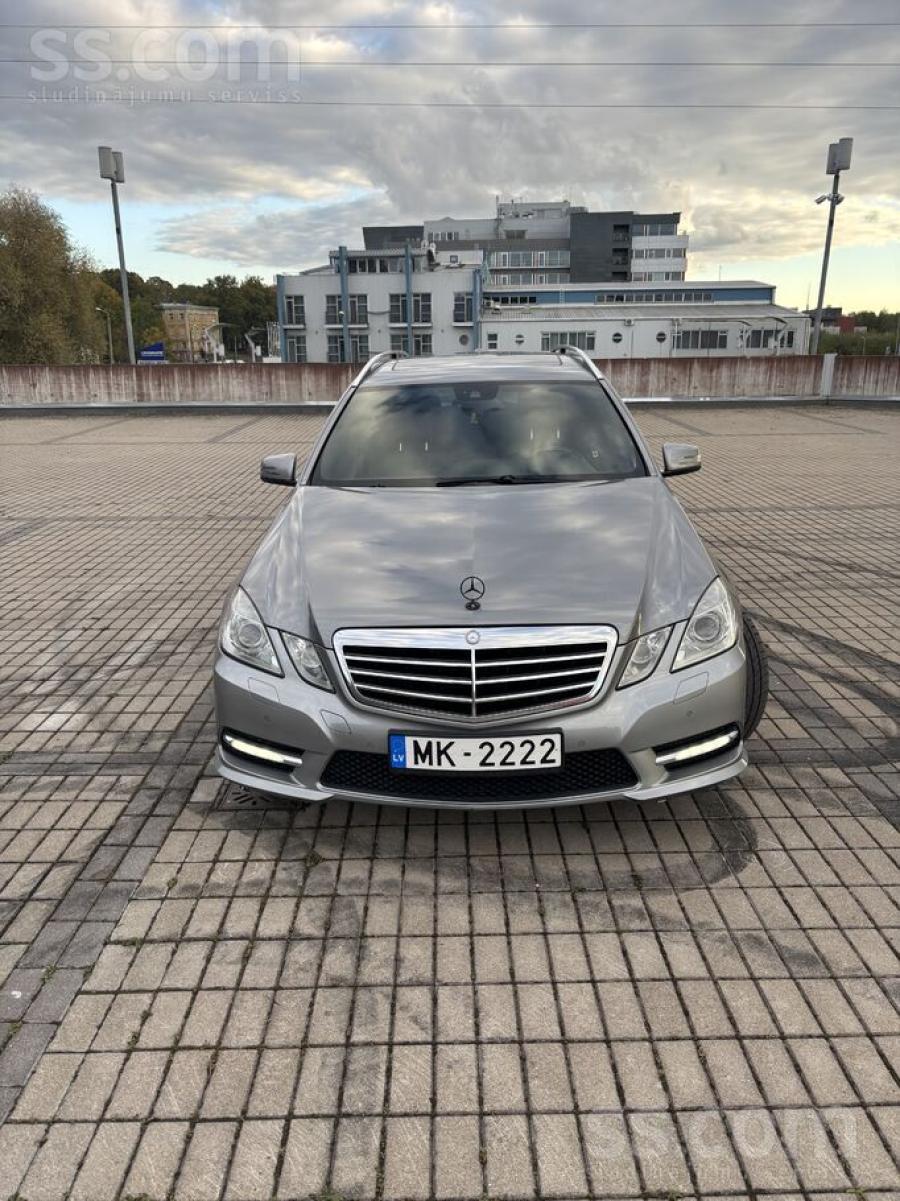 Pelēks Mercedes-Benz E 220 2012 Rīga, ar dzinēja tilpumu 2.20 L un nobraukumu 293 tūkst. km par 9300 €, foto 6 vietnē AUTOMOTO.COM.LV