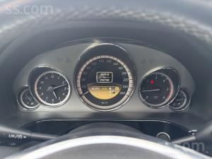 Pelēks Mercedes-Benz E 220 2012 Rīga, ar dzinēja tilpumu 2.20 L un nobraukumu 293 tūkst. km par 9300 €, foto 10 vietnē AUTOMOTO.COM.LV