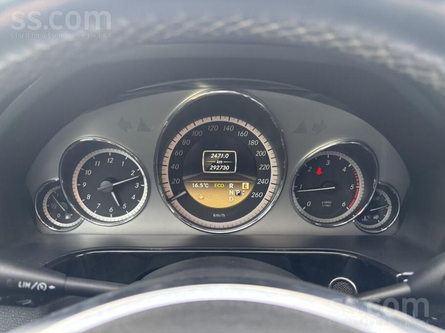 Pelēks Mercedes-Benz E 220 2012 Rīga, ar dzinēja tilpumu 2.20 L un nobraukumu 293 tūkst. km par 9300 €, foto 10 vietnē AUTOMOTO.COM.LV
