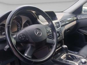 Серый Мерседес E 220 2012 в Вильнюс, объемом двигателя 2.10 л и пробегом 289 тыс. км за 6890 €, фото 8 на AUTOMOTO.COM.LV
