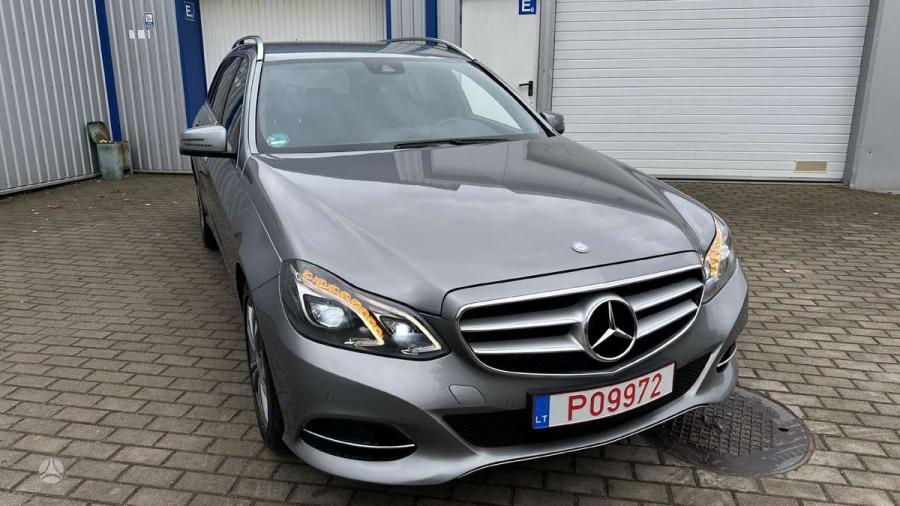 Grey Mercedes-Benz E 220 2013 in Marijampole, with an engine capacity of 2.14 L and mileage of 285 thousand km for 10100 €, photo 4 on AUTOMOTO.COM.LV