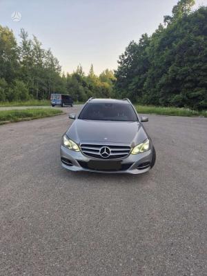 Grey Mercedes-Benz E 220 2013 in Plunge, with an engine capacity of 2.10 L and mileage of 378 thousand km for 11800 €, photo  on AUTOMOTO.COM.LV