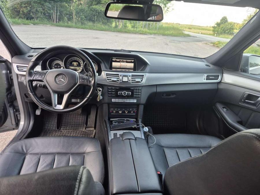 Pelēks Mercedes-Benz E 220 2013 Plungė, ar dzinēja tilpumu 2.10 L un nobraukumu 378 tūkst. km par 11800 €, foto 9 vietnē AUTOMOTO.COM.LV