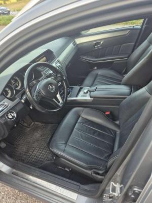 Pelēks Mercedes-Benz E 220 2013 Plungė, ar dzinēja tilpumu 2.10 L un nobraukumu 378 tūkst. km par 11800 €, foto 10 vietnē AUTOMOTO.COM.LV