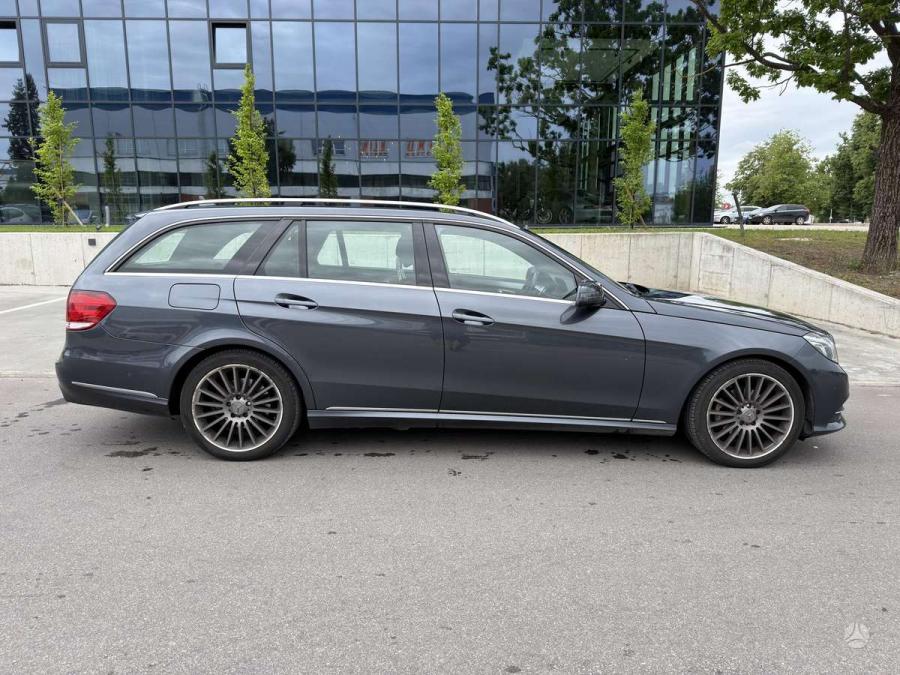 Pelēks Mercedes-Benz E 220 2013 Panevēža, ar dzinēja tilpumu 2.14 L un nobraukumu 315 tūkst. km par 7850 €, foto 12 vietnē AUTOMOTO.COM.LV