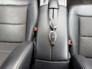 Pelēks Mercedes-Benz E 220 2013 Panevēža, ar dzinēja tilpumu 2.14 L un nobraukumu 315 tūkst. km par 7850 €, foto 27 vietnē AUTOMOTO.COM.LV
