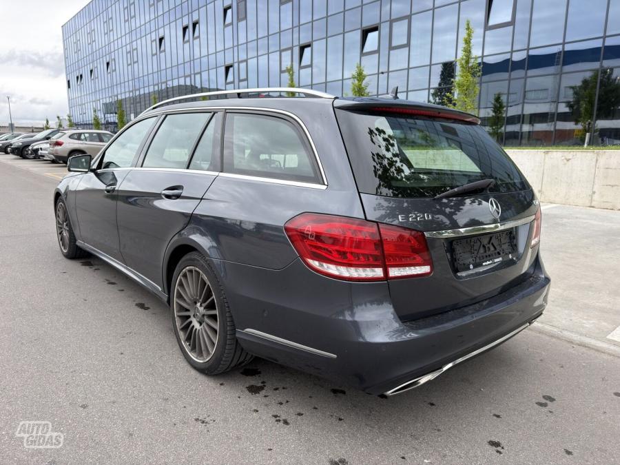 Grey Mercedes-Benz E 220 2013 in Panevezys, with an engine capacity of 2.10 L and mileage of 315 thousand km for 7850 €, photo 10 on AUTOMOTO.COM.LV