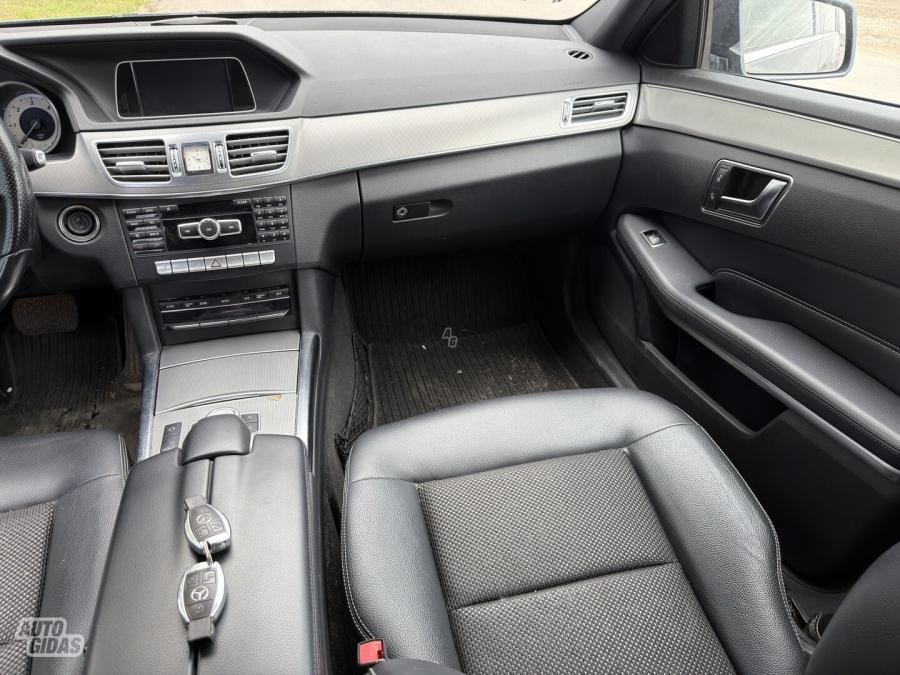 Grey Mercedes-Benz E 220 2013 in Panevezys, with an engine capacity of 2.10 L and mileage of 315 thousand km for 7850 €, photo 27 on AUTOMOTO.COM.LV