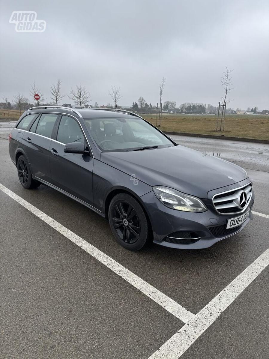 Grey Mercedes-Benz E 220 2014 in Siauliai, with an engine capacity of 2.10 L and mileage of 504 thousand km for 4500 €, photo 1 on AUTOMOTO.COM.LV