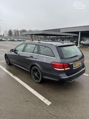 Grey Mercedes-Benz E 220 2014 in Siauliai, with an engine capacity of 2.10 L and mileage of 504 thousand km for 4500 €, photo 4 on AUTOMOTO.COM.LV