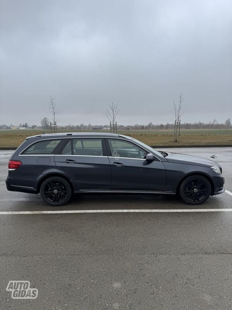 Grey Mercedes-Benz E 220 2014 in Siauliai, with an engine capacity of 2.10 L and mileage of 504 thousand km for 4500 €, photo 7 on AUTOMOTO.COM.LV