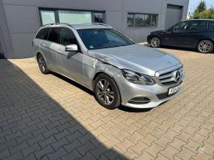 Pelēks Mercedes-Benz E 220 2015 Kauņa, ar dzinēja tilpumu 2.14 L un nobraukumu 140 tūkst. km par 7499 €, foto 4 vietnē AUTOMOTO.COM.LV