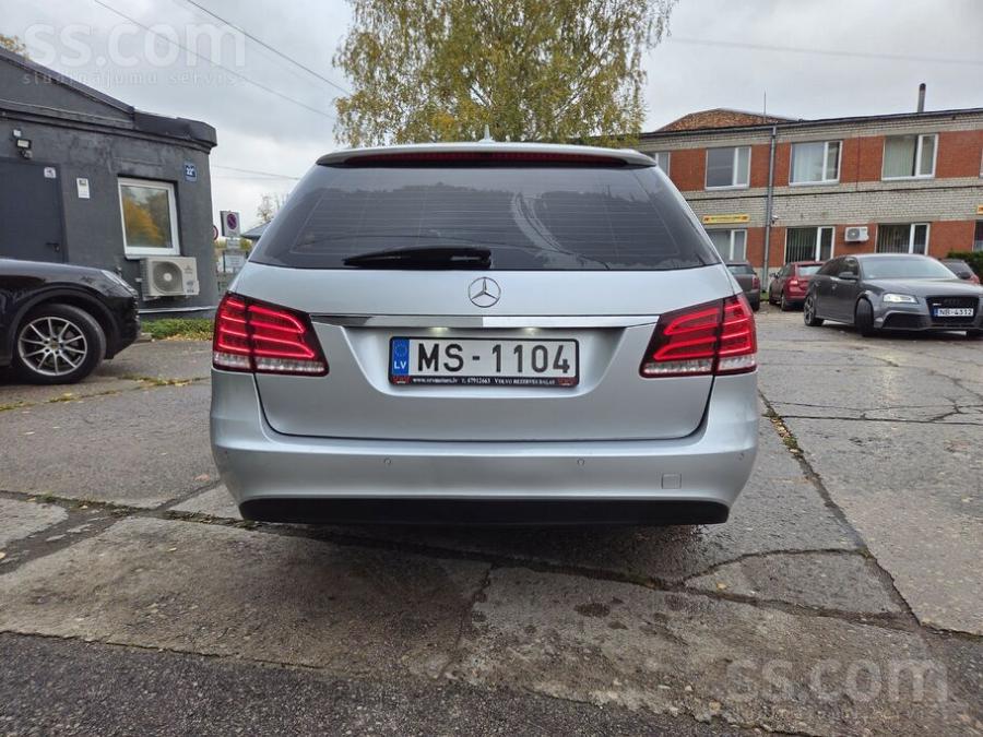 Pelēks Mercedes-Benz E 220 2015 Rīga, ar dzinēja tilpumu 2.20 L un nobraukumu 152 tūkst. km par 10950 €, foto 6 vietnē AUTOMOTO.COM.LV
