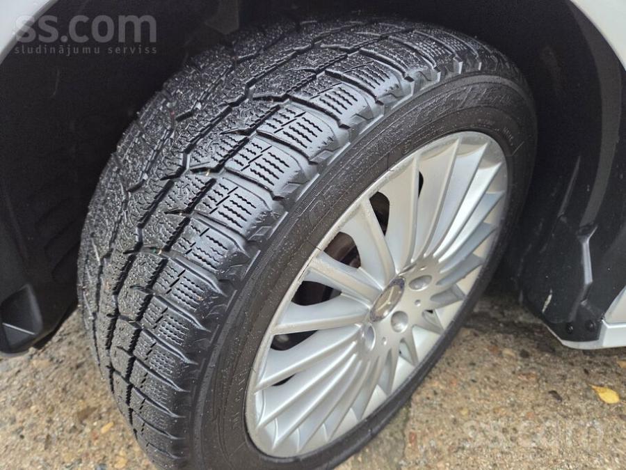 Pelēks Mercedes-Benz E 220 2015 Rīga, ar dzinēja tilpumu 2.20 L un nobraukumu 152 tūkst. km par 10950 €, foto 17 vietnē AUTOMOTO.COM.LV