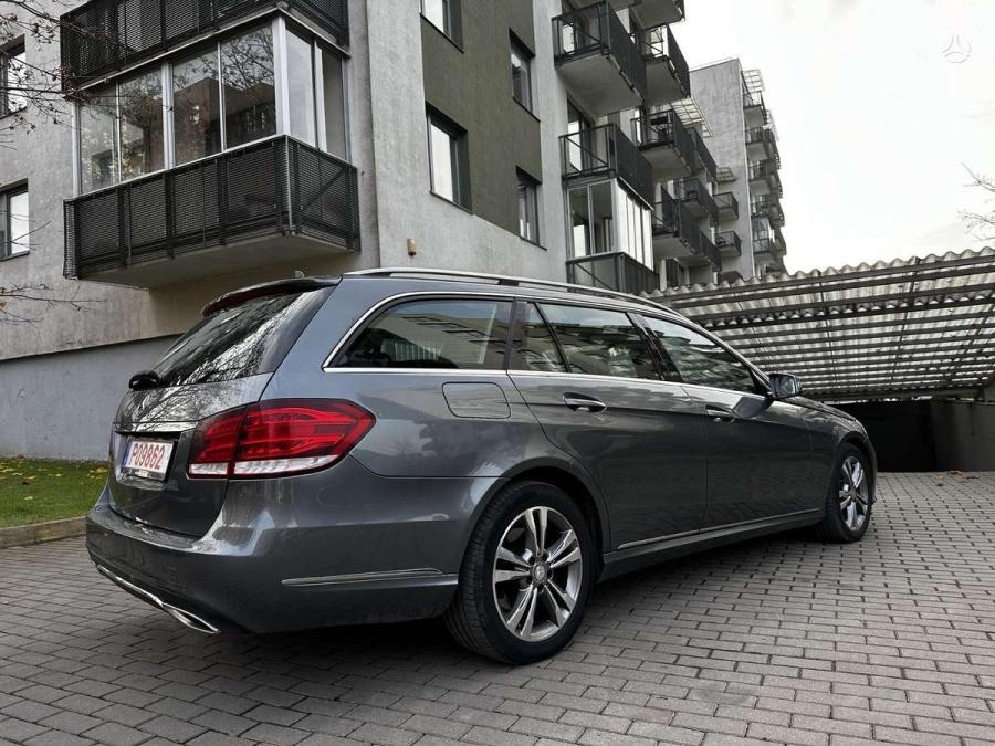 Pelēks Mercedes-Benz E 220 2016 Viļņa, ar dzinēja tilpumu 2.14 L un nobraukumu 430 tūkst. km par 7700 €, foto 8 vietnē AUTOMOTO.COM.LV