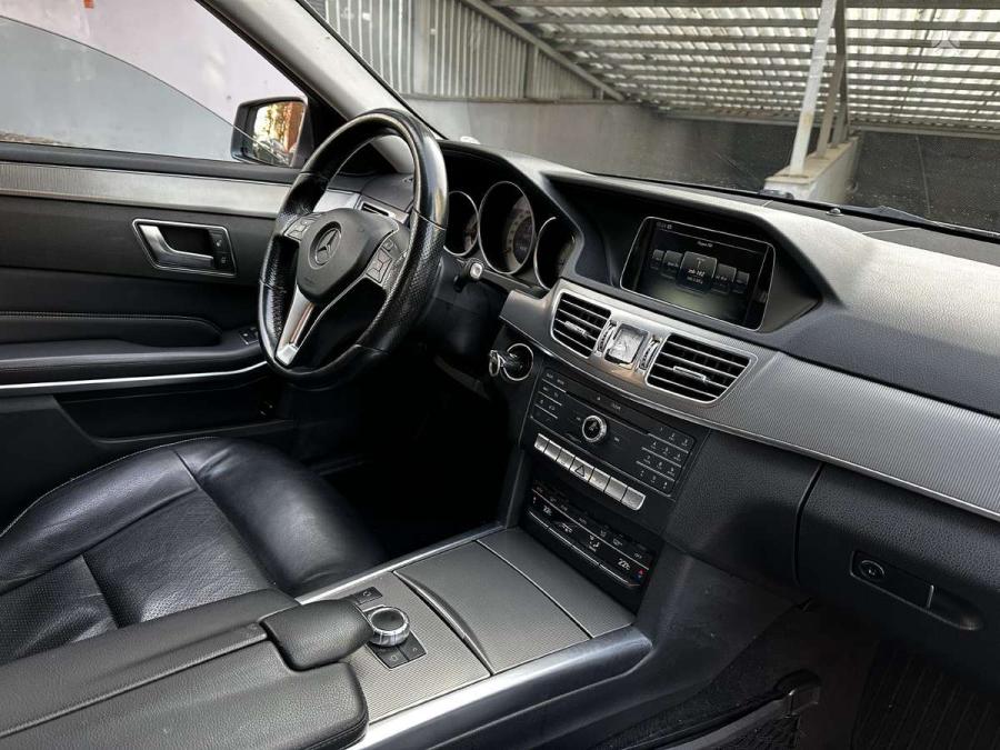 Pelēks Mercedes-Benz E 220 2016 Viļņa, ar dzinēja tilpumu 2.14 L un nobraukumu 430 tūkst. km par 7700 €, foto 22 vietnē AUTOMOTO.COM.LV