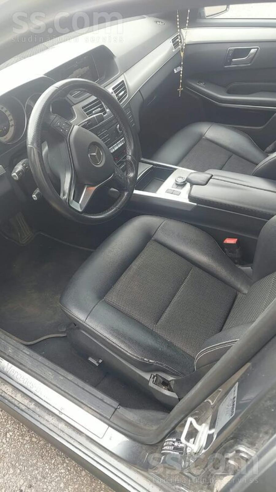 Pelēks Mercedes-Benz E 220 2016 Ogre, ar dzinēja tilpumu 2.20 L un nobraukumu 320 tūkst. km par 8500 €, foto 4 vietnē AUTOMOTO.COM.LV