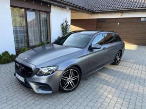 Grey Mercedes-Benz E 220 2016 in Marijampole, with an engine capacity of 1.95 L and mileage of 245 thousand km for 19000 €, photo  on AUTOMOTO.COM.LV