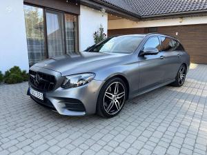Grey Mercedes-Benz E 220 2016 in Marijampole, with an engine capacity of 1.95 L and mileage of 245 thousand km for 19000 €, photo 3 on AUTOMOTO.COM.LV