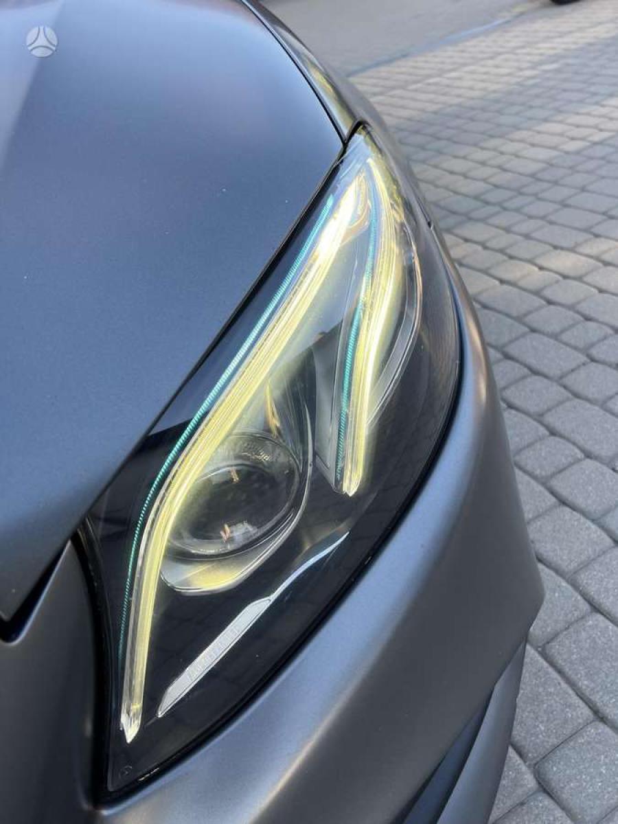 Grey Mercedes-Benz E 220 2016 in Marijampole, with an engine capacity of 1.95 L and mileage of 245 thousand km for 19000 €, photo 11 on AUTOMOTO.COM.LV