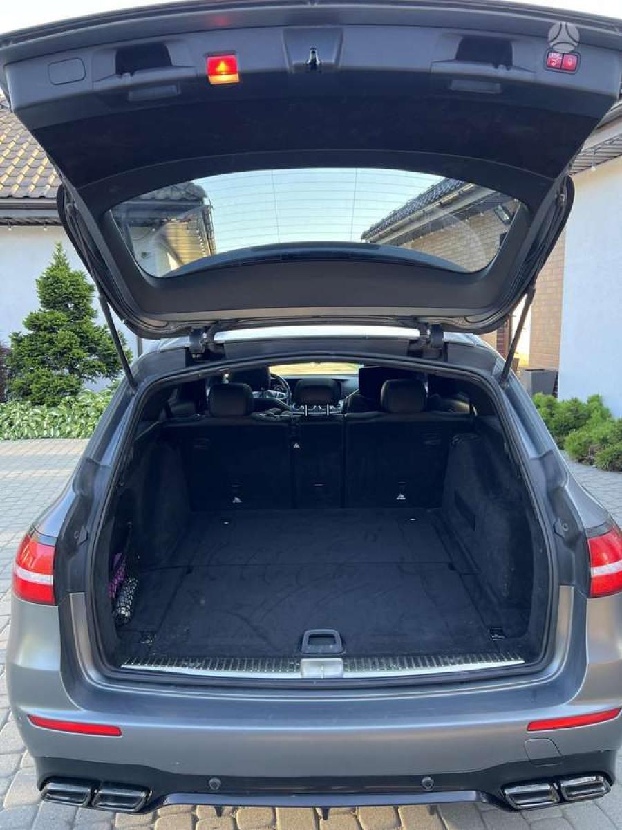 Grey Mercedes-Benz E 220 2016 in Marijampole, with an engine capacity of 1.95 L and mileage of 245 thousand km for 19000 €, photo 22 on AUTOMOTO.COM.LV