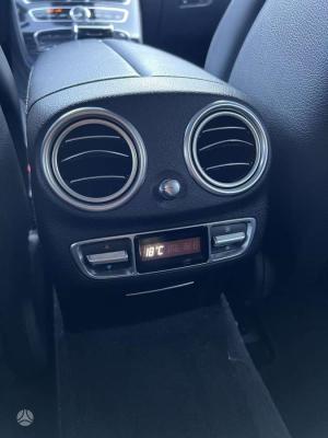 Grey Mercedes-Benz E 220 2016 in Marijampole, with an engine capacity of 1.95 L and mileage of 245 thousand km for 19000 €, photo 26 on AUTOMOTO.COM.LV