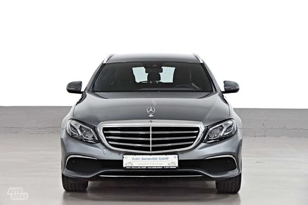 Pelēks Mercedes-Benz E 220 2017 Kauņa, ar dzinēja tilpumu 2.00 L un nobraukumu 88 tūkst. km par 27025 €, foto 8 vietnē AUTOMOTO.COM.LV