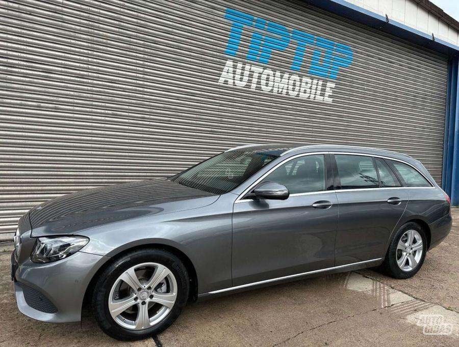 Grey Mercedes-Benz E 220 2017 in Kaunas, with an engine capacity of 2.00 L and mileage of 80 thousand km for 28570 €, photo 1 on AUTOMOTO.COM.LV