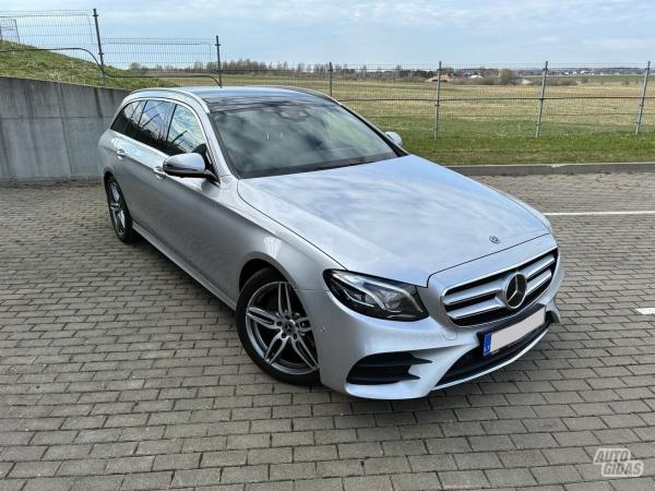 Серый Мерседес E 220 2017 в Клайпеда, объемом двигателя 2.00 л и пробегом 194 тыс. км за 24900 €, фото 1 на AUTOMOTO.COM.LV
