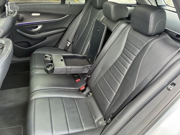 Pelēks Mercedes-Benz E 220 2017 Klaipėda, ar dzinēja tilpumu 2.00 L un nobraukumu 194 tūkst. km par 24900 €, foto 8 vietnē AUTOMOTO.COM.LV