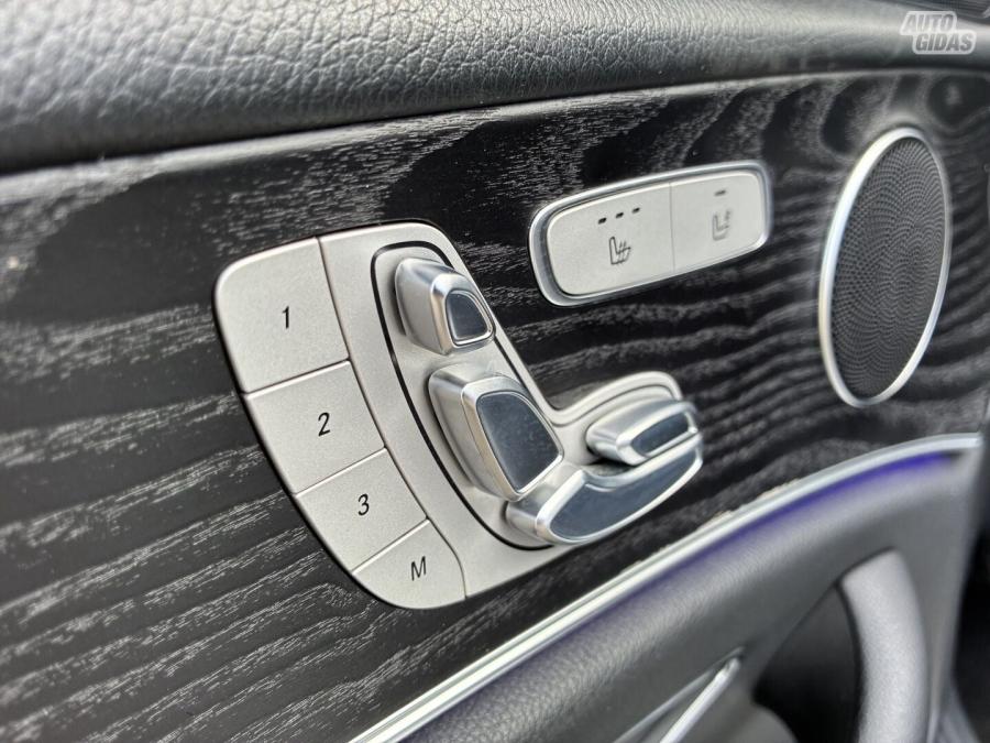 Pelēks Mercedes-Benz E 220 2017 Klaipėda, ar dzinēja tilpumu 2.00 L un nobraukumu 194 tūkst. km par 24900 €, foto 14 vietnē AUTOMOTO.COM.LV