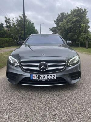 Pelēks Mercedes-Benz E 220 2017 Alīta, ar dzinēja tilpumu 1.95 L un nobraukumu 295 tūkst. km par 18500 €, foto 3 vietnē AUTOMOTO.COM.LV