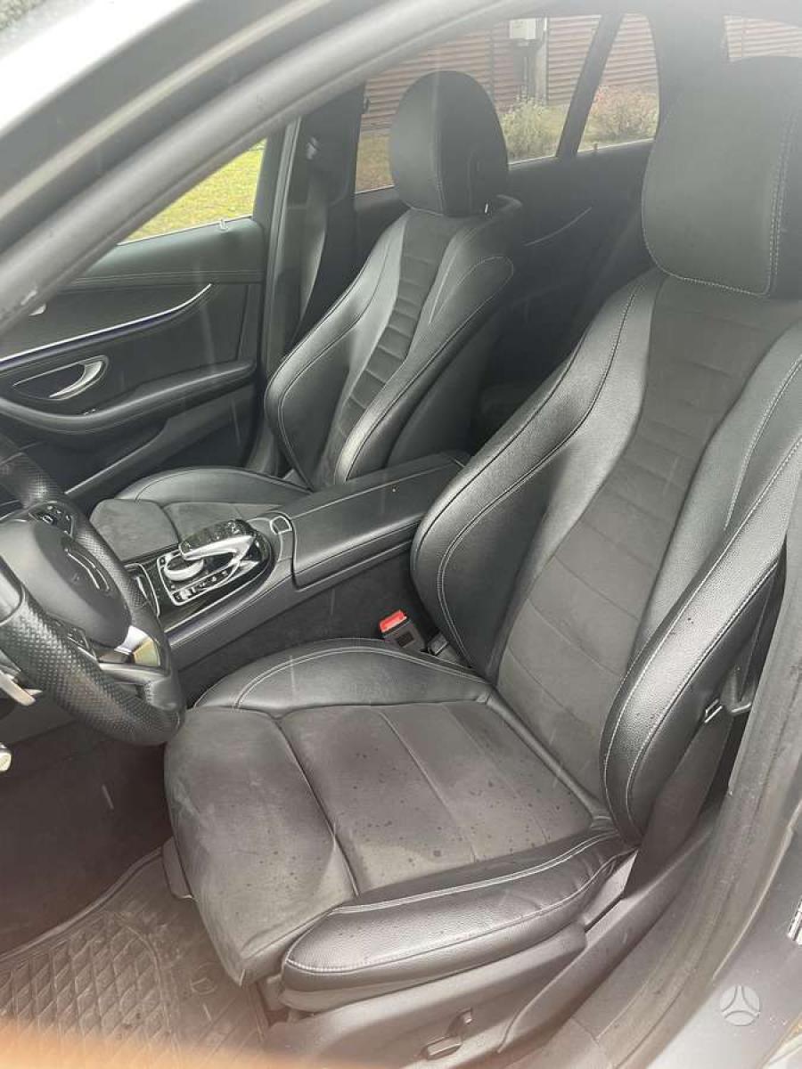 Pelēks Mercedes-Benz E 220 2017 Alīta, ar dzinēja tilpumu 1.95 L un nobraukumu 295 tūkst. km par 18500 €, foto 21 vietnē AUTOMOTO.COM.LV