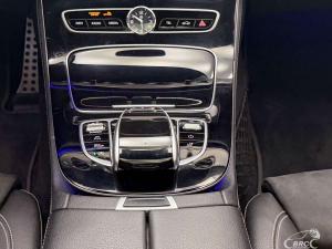 Серый Мерседес E 220 2017 в Вильнюс, объемом двигателя 1.95 л и пробегом 324 тыс. км за 15750 €, фото 20 на AUTOMOTO.COM.LV