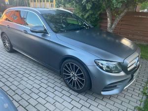 Grey Mercedes-Benz E 220 2017 in Klaipeda, with an engine capacity of 1.95 L and mileage of 354 thousand km for 16000 €, photo 3 on AUTOMOTO.COM.LV