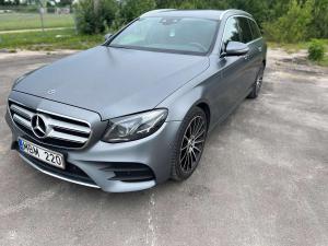 Grey Mercedes-Benz E 220 2017 in Klaipeda, with an engine capacity of 1.95 L and mileage of 354 thousand km for 16000 €, photo 8 on AUTOMOTO.COM.LV