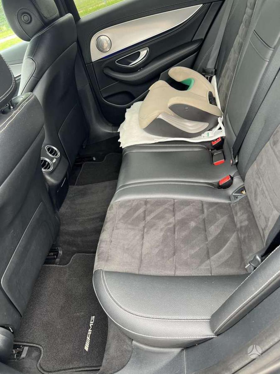 Grey Mercedes-Benz E 220 2017 in Klaipeda, with an engine capacity of 1.95 L and mileage of 354 thousand km for 16000 €, photo 12 on AUTOMOTO.COM.LV