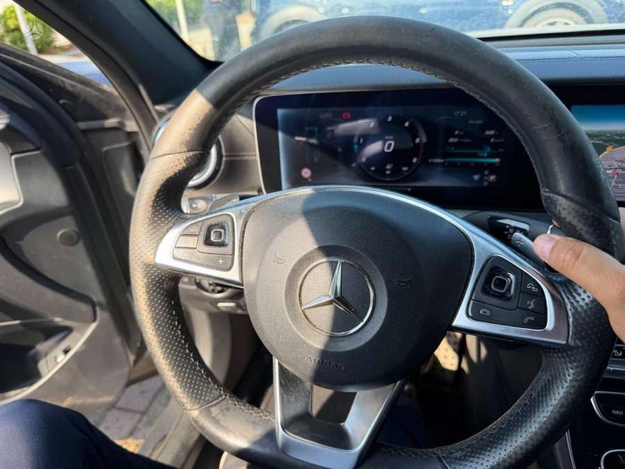 Серый Мерседес E 220 2017 в Паневежис, объемом двигателя 1.95 л и пробегом 494 тыс. км за 9500 €, фото 14 на AUTOMOTO.COM.LV
