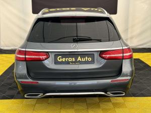 Pelēks Mercedes-Benz E 220 2017 Viļņa, ar dzinēja tilpumu 1.95 L un nobraukumu 89 tūkst. km par 22500 €, foto 6 vietnē AUTOMOTO.COM.LV