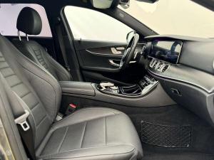Pelēks Mercedes-Benz E 220 2017 Viļņa, ar dzinēja tilpumu 1.95 L un nobraukumu 89 tūkst. km par 22500 €, foto 13 vietnē AUTOMOTO.COM.LV