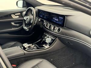 Pelēks Mercedes-Benz E 220 2017 Viļņa, ar dzinēja tilpumu 1.95 L un nobraukumu 89 tūkst. km par 22500 €, foto 14 vietnē AUTOMOTO.COM.LV